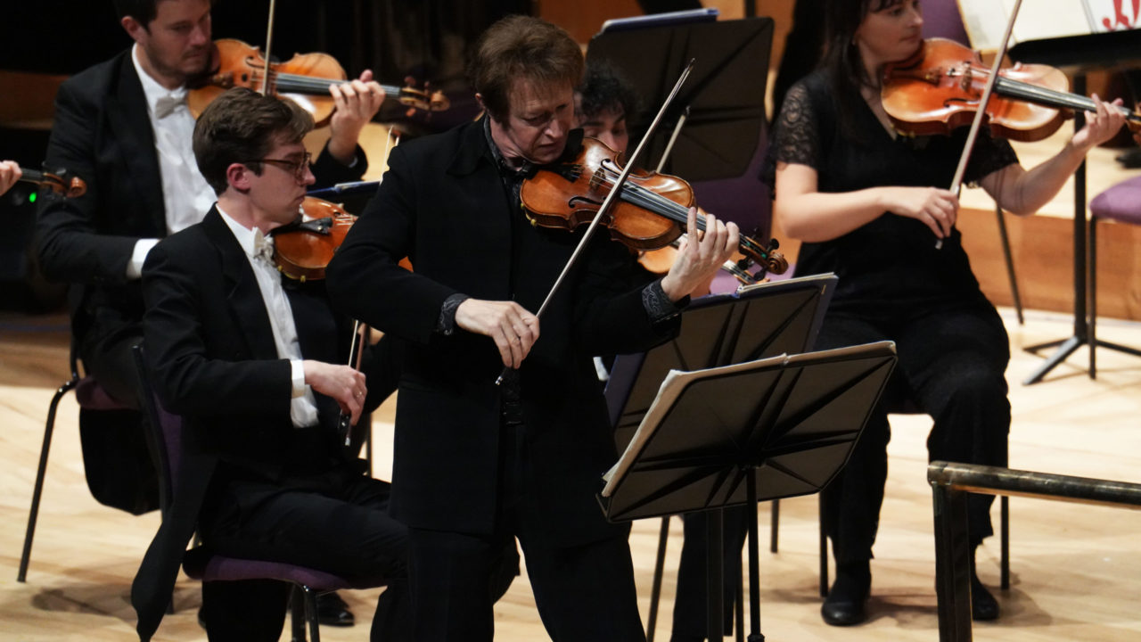 Reviews - Thomas Adès Conducts… - The Hallé